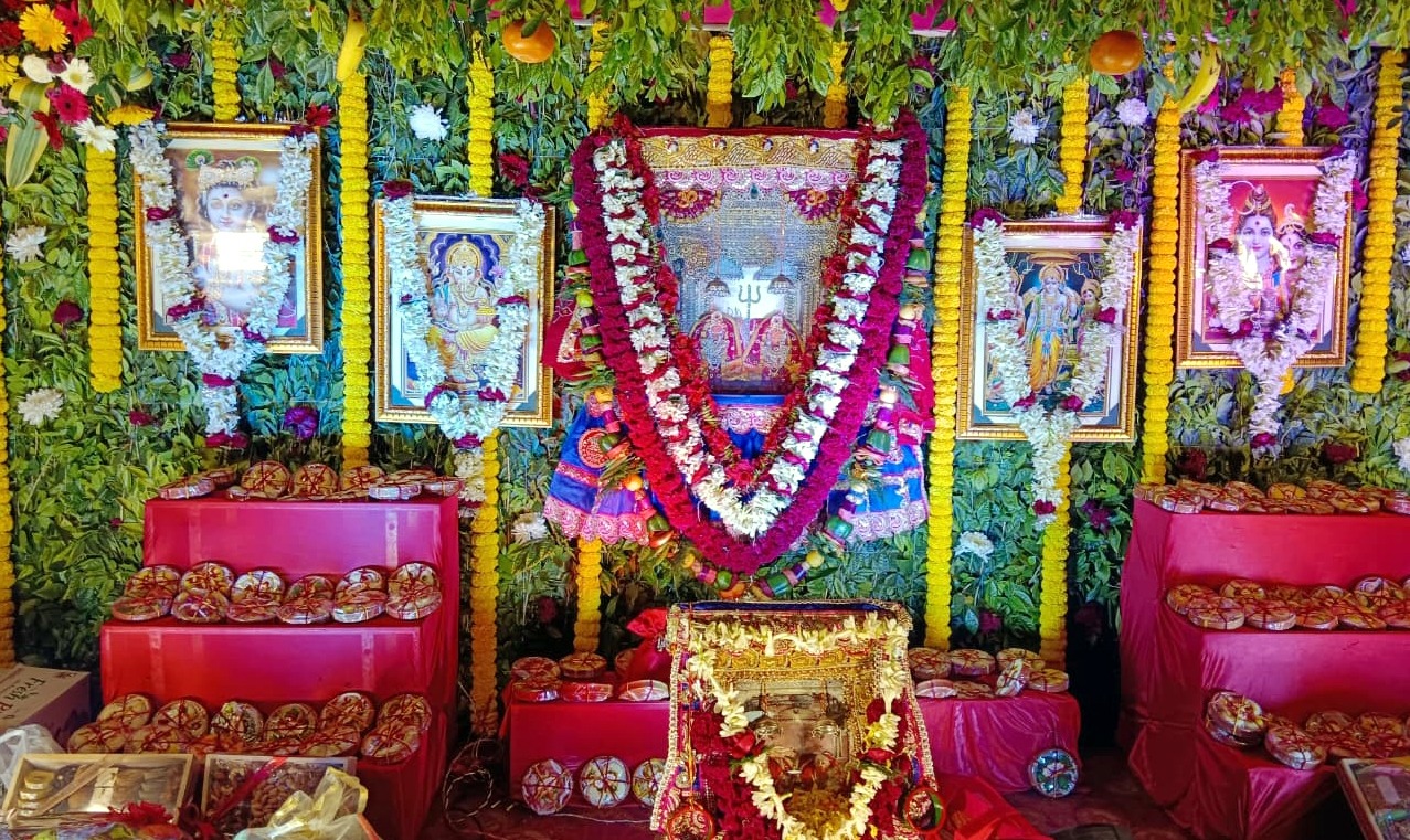jamshedpur agrasen bhavan sakchi- थारी महिमा शाकम्भरी मां सारी दुनिया ...